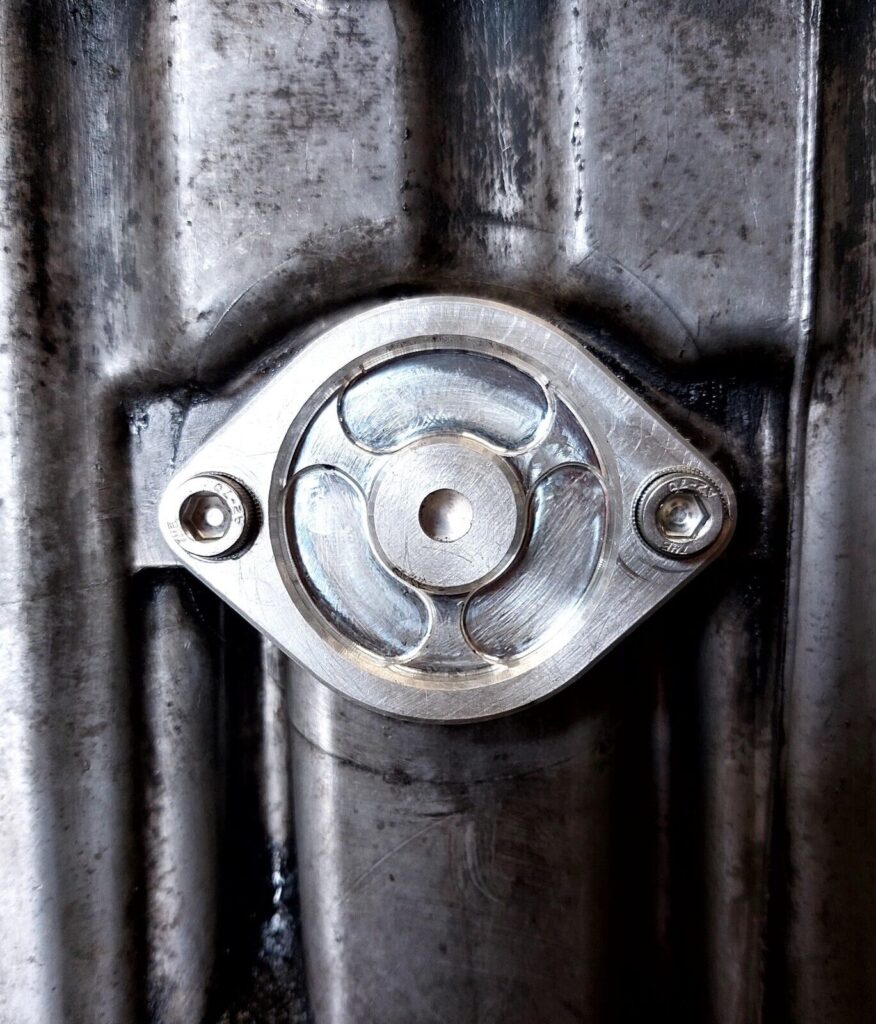 OM606 Oil Sensor Blanking Plate for Oil Sump – Borowski Engineering